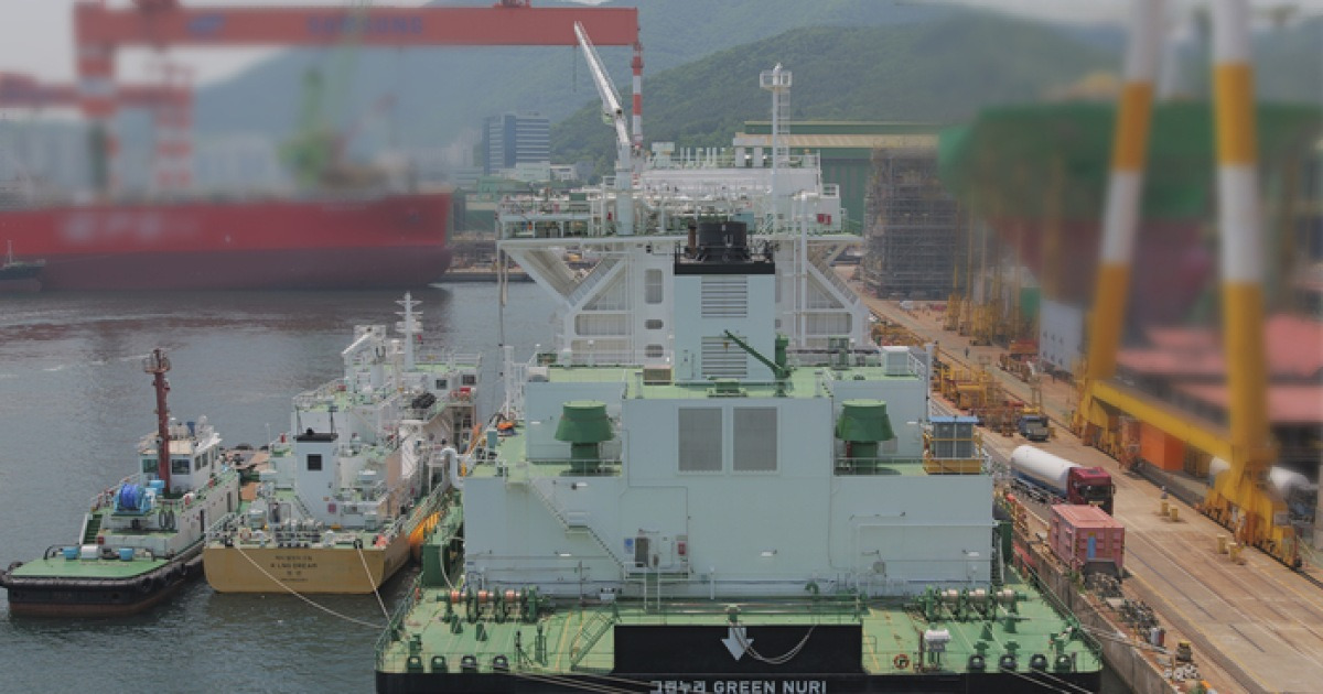 KRISO, 소형 LNG 벙커링 선박 활용 '선박 간 LNG 동시작업' 실증 국내 최초 성공
