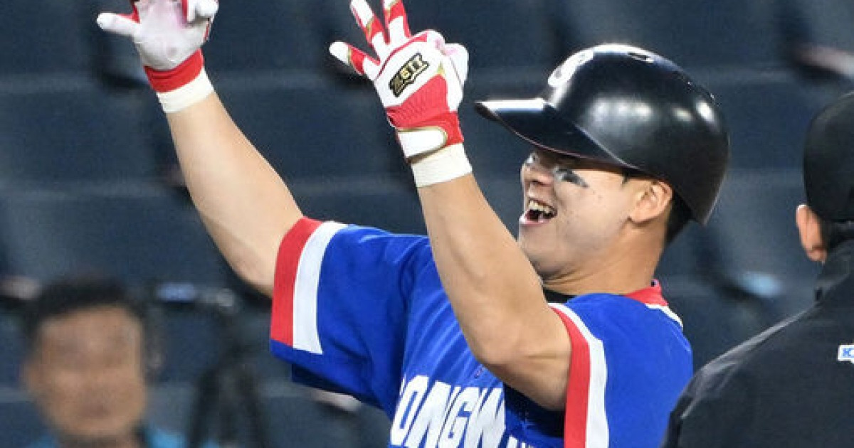 ‘MVP 김동휘 2타점 3루타+박준현 157km’ 볼거리 많았던 고교vs대학 올스타, 3년 만에 대학팀 첫 승리 [대전 리뷰]