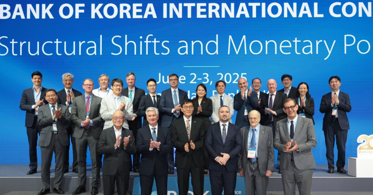 BIS "AI, 자본재보다 소비재 산업서 경제 전체 생산성 ↑"