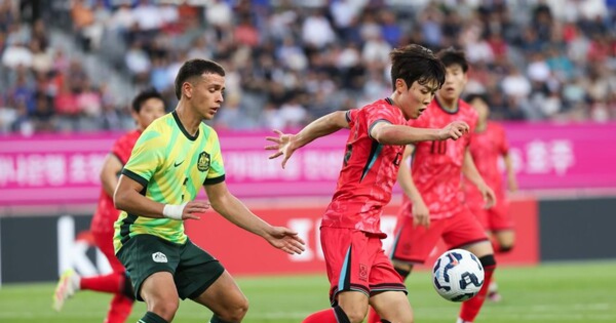 [442.live] ‘클럽 월드컵 출전 위해 미국행’ 윤재석-최석현, U-22 소집 해제…“사전 협의 사안”