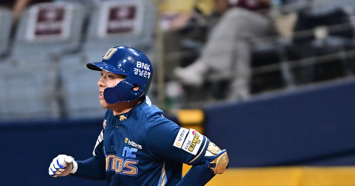 외야 보강 SSG, NC에 ‘4R 지명권+5천만원’ 내주고 외야수 김성욱 영입