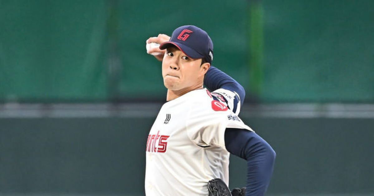 "중간에서도 던져보고" 윤성빈 불펜 미션, 154km 2이닝 세이브 결실...트레이드 박세진도 2이닝 무실점 첫 승