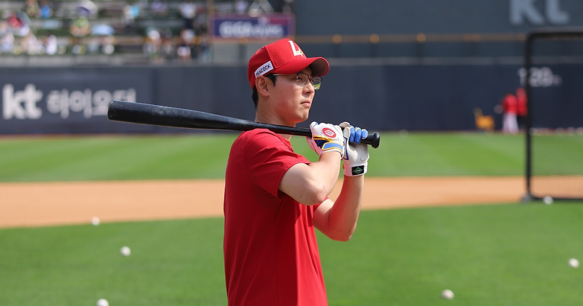 SSG 옷 입고 새 기회 잡은 김성욱, 트레이드에 현금 5000만원이 포함된 이유는