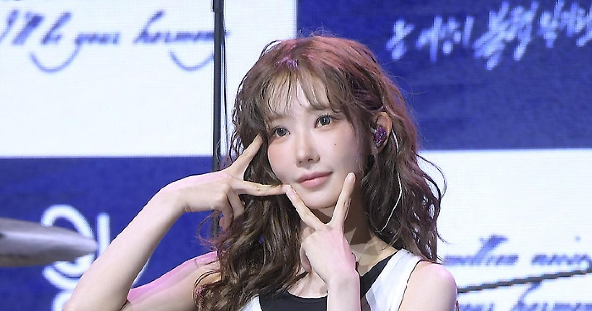 [TD포토] QWER 마젠타 'W 담당입니다'