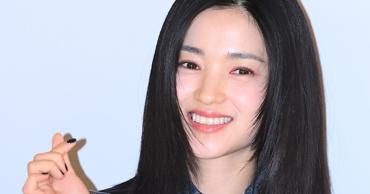 '166cm·46kg' 김태리, 1년 만에 10cm 성장 비결…"밥도 안 먹고 잠만 자 (빠더너스)