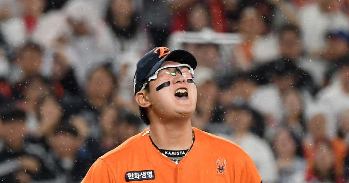 "필승조는 되겠어?" 어디로 튈지 모르던 'MZ' 파이어볼러, 마무리를 넘어 KBO 최고 스타 '인생 역전' 눈앞