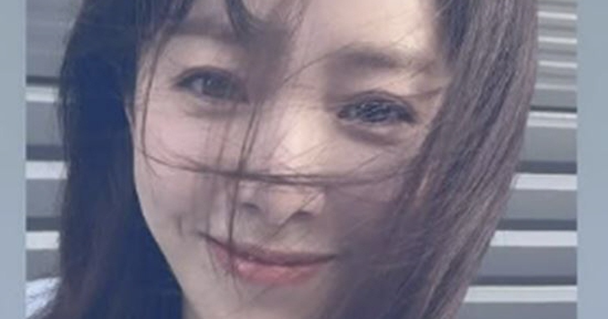 [SCin스타] 한지민, ‘미혼남녀의 효율적 만남’ 현장 공개…박성훈과 차기작 기대감 UP