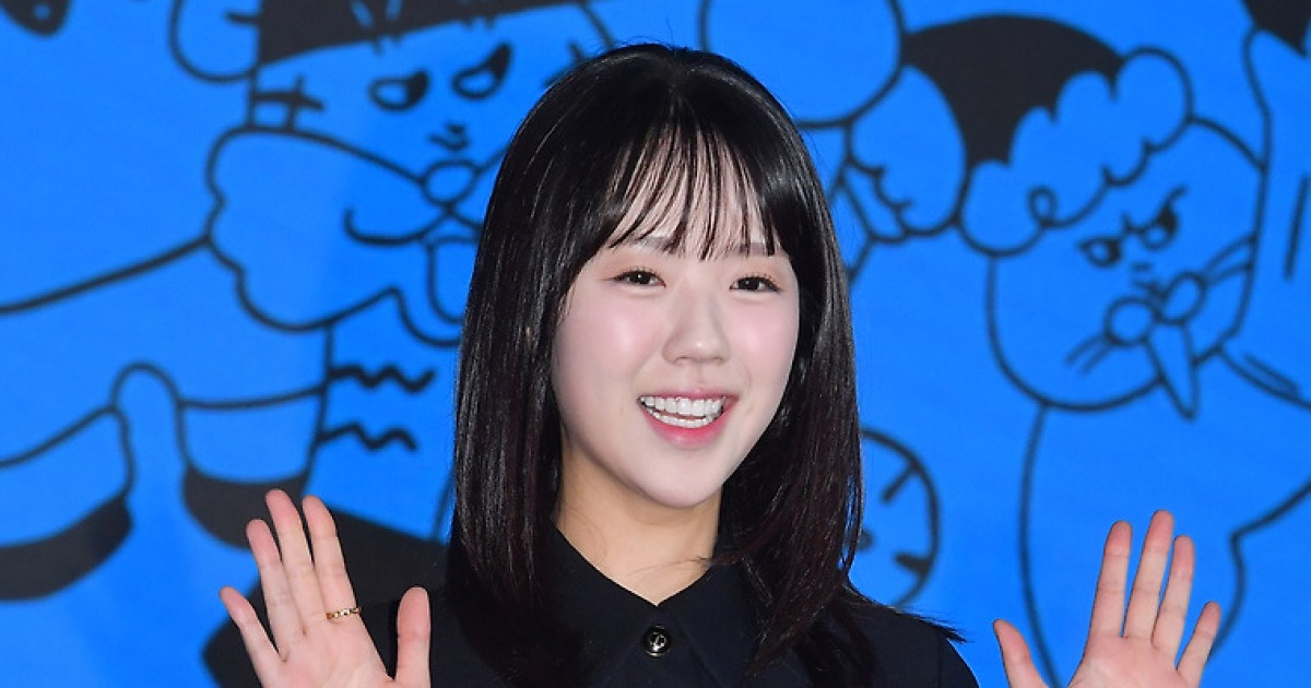 지예은, KBS 방송 MC에 도전 합니다 [포토엔HD]