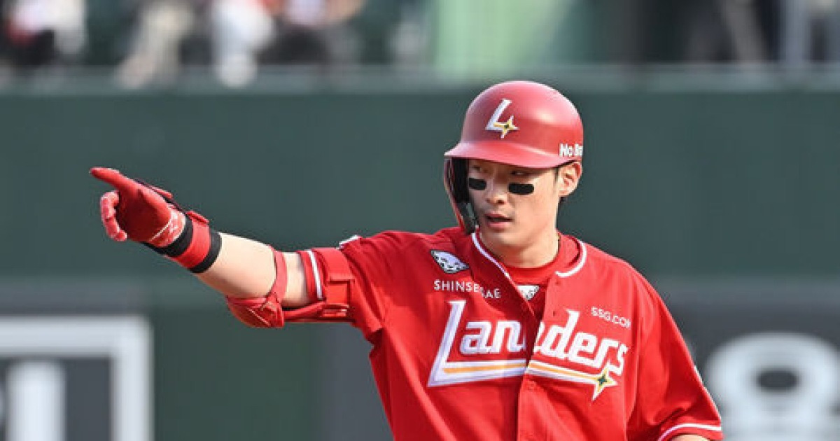 ‘실책에서 시작된 나비효과’ SSG, LG 6-2 제압→2연승 질주…이적생 김성욱, 3안타 2타점 맹활약 [잠실 리뷰]