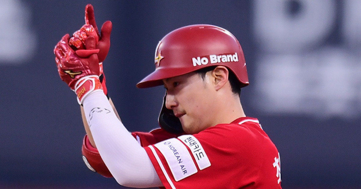 '이적생 김성욱 3안타 폭발' SSG, LG에 6-2 승리