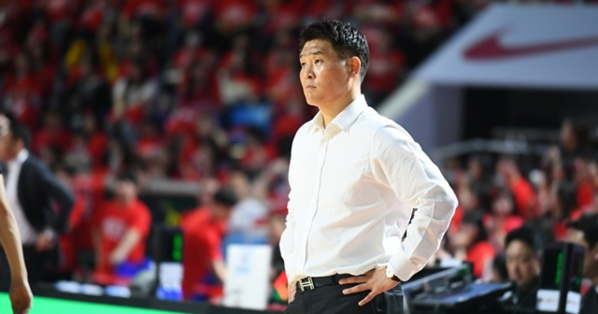 '최하위' 조상현 감독 "韓대표로 좋은 성적 거두지 못해 송구"... 챔피언 LG, BCL 아시아 조별리그 탈락