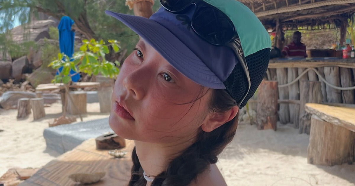 '이동하♥'소진, 이 정도면 화상? 빨갛게 익은 볼에 비키니 자태까지[SCin스타]