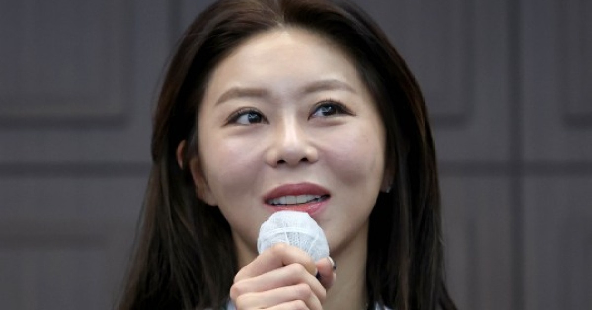 'LPBA 7연속 우승' 김가영 "애버리지 1.5 되면 PBA 도전 생각해볼 것"