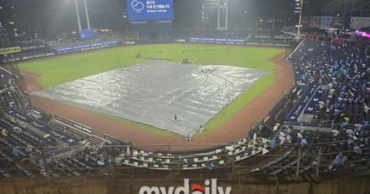 창원 NC·KIA전 5회말 종료 후 우천중단…일단 30분 기다린다, 정식경기는 성립됐다[MD창원]