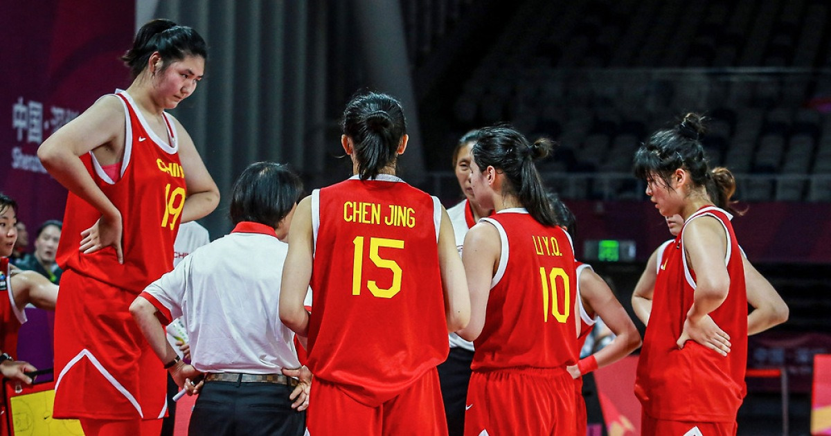 골 밑 지배한 '2m20㎝' 中장쯔위…경기 앞둔 韓여자농구엔 '악몽'