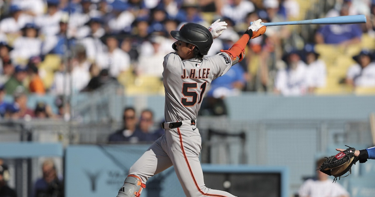 이젠 3루타 머신! 이정후 역전 3루타 폭발, 이 부문 오타니와 공동 4위...그러나 역전패 루징시리즈 SF 4-5 LAD