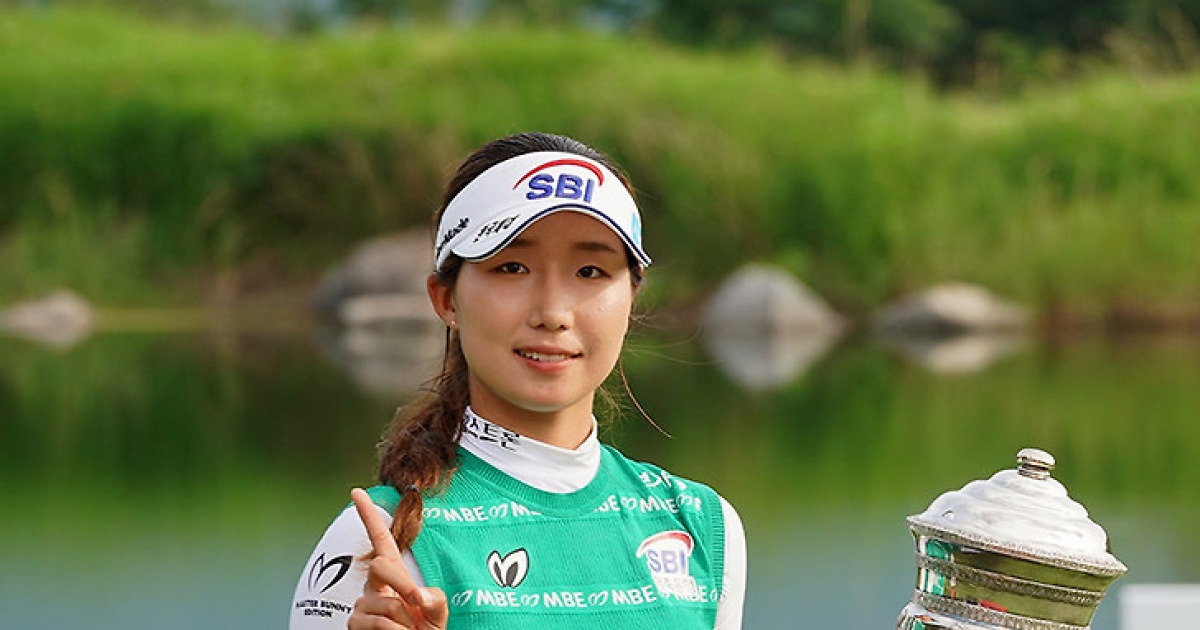 ‘장타 퀸’ 이동은, KLPGA ‘메이저 퀸’ 됐다