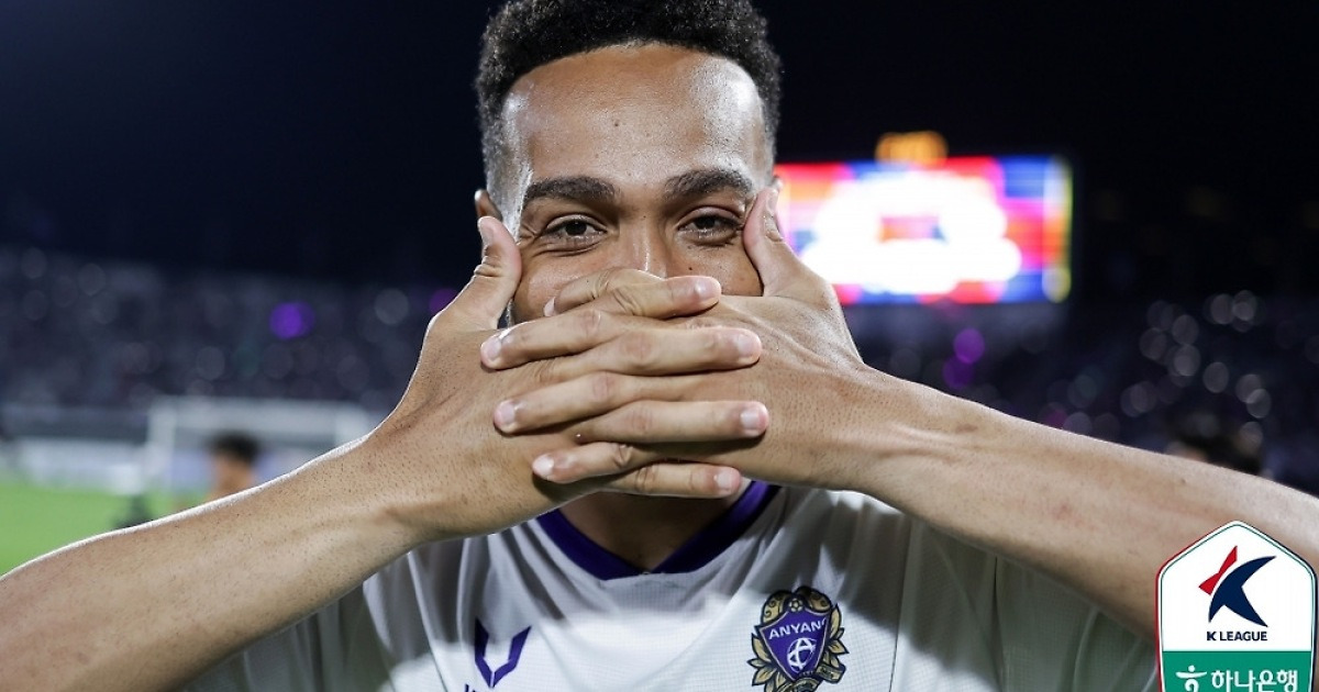 '머리로만 2골' 안양 모따, K리그1 18R MVP에 선정