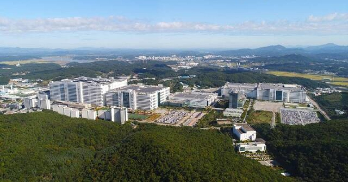 이재명 정부 첫 대규모 투자 기업 LGD…OLED에 1.2조 쏟는다