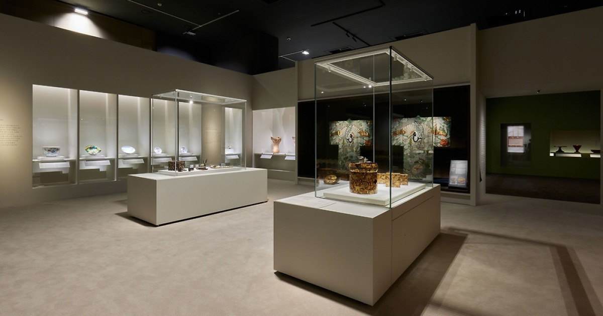 Meet the splendid and the unassuming Japanese art in Seoul