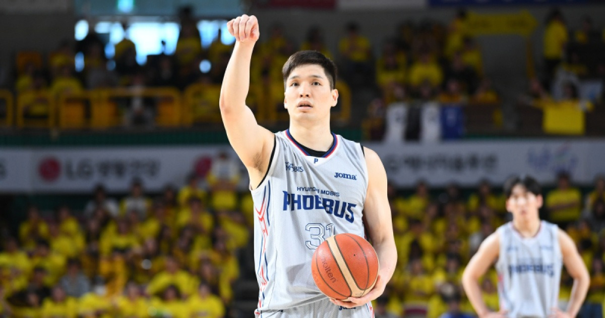 KCC, 현대모비스에 이승현·전준범 내주고 장재석 영입 [KBL]