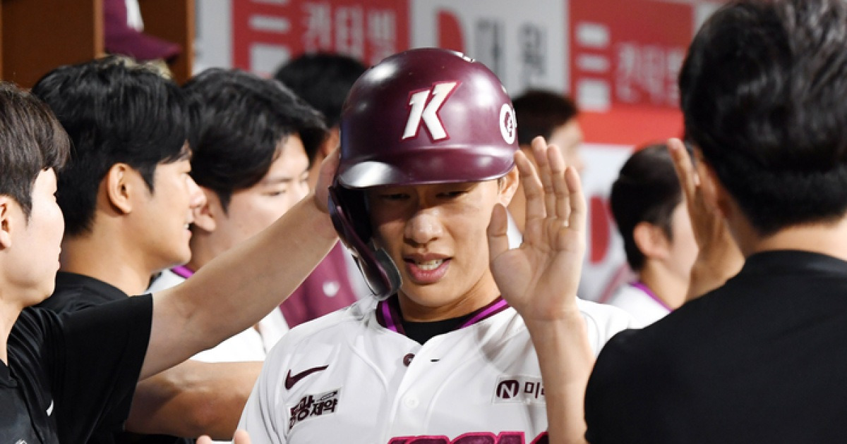 ‘32연속 도루’ 매 경기 KBO ‘역사’ 쓰는 송성문…그런데 사령탑은 “항상 마음 졸인다” 걱정할까 [SS시선집중]