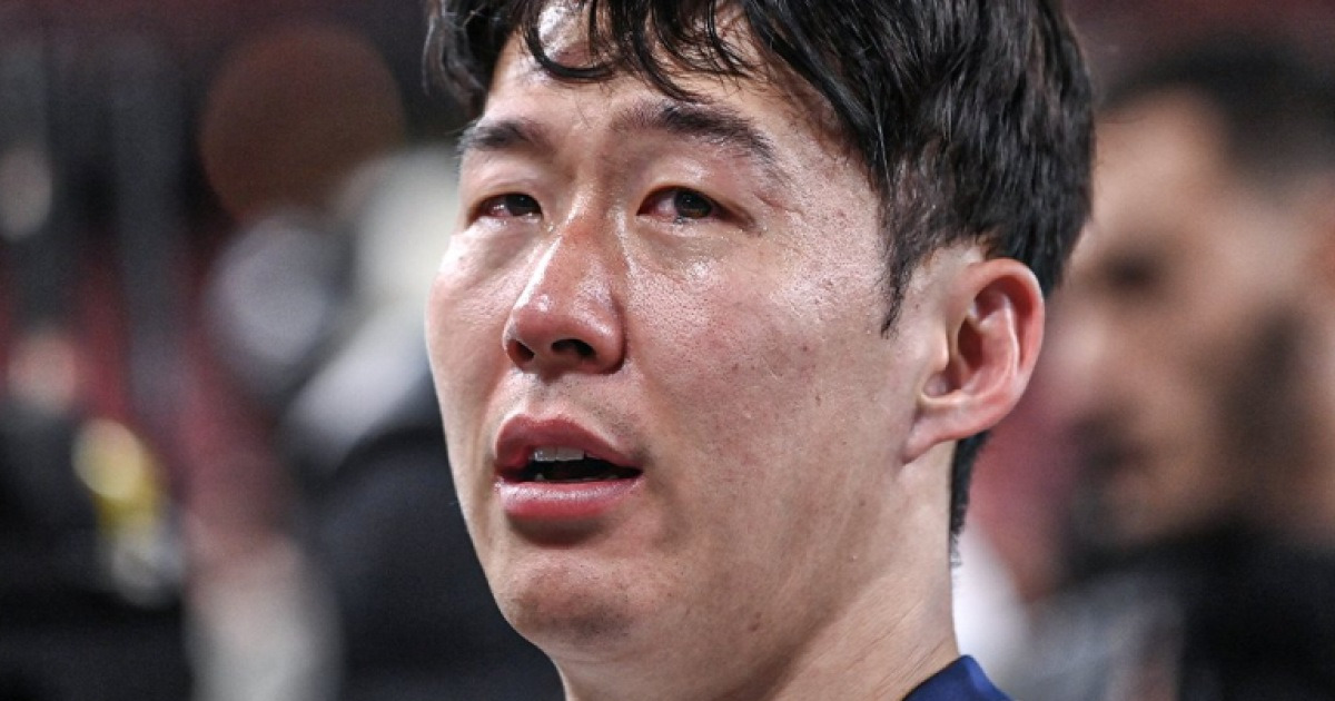 “SON, 이제 EPL에서 경쟁력 없는데” 전 토트넘 미드필더의 혹평