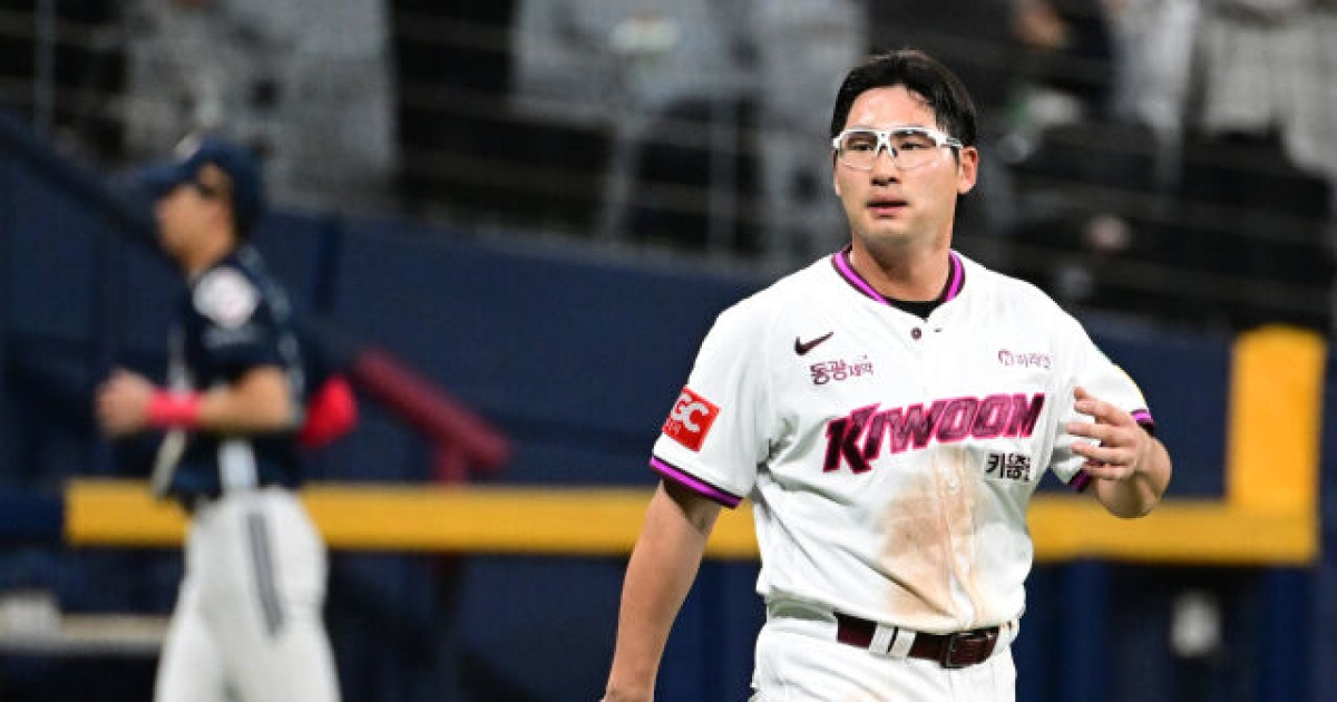 “성영탁이 뭐 하고 있던데, 홈런 치고 나니까…” KIA 10R 기적의 첫 쓴맛, 영웅들이 지켜낸 ‘영웅들 1위’[MD고척]