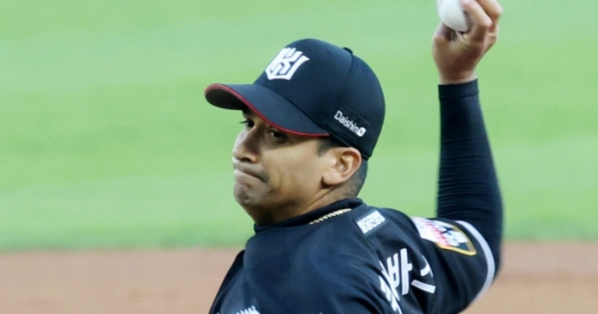 'ERA 6.36→3G 1.86' 퇴출 위기 KBO 장수 외인 반전투, 무엇이 달라졌나