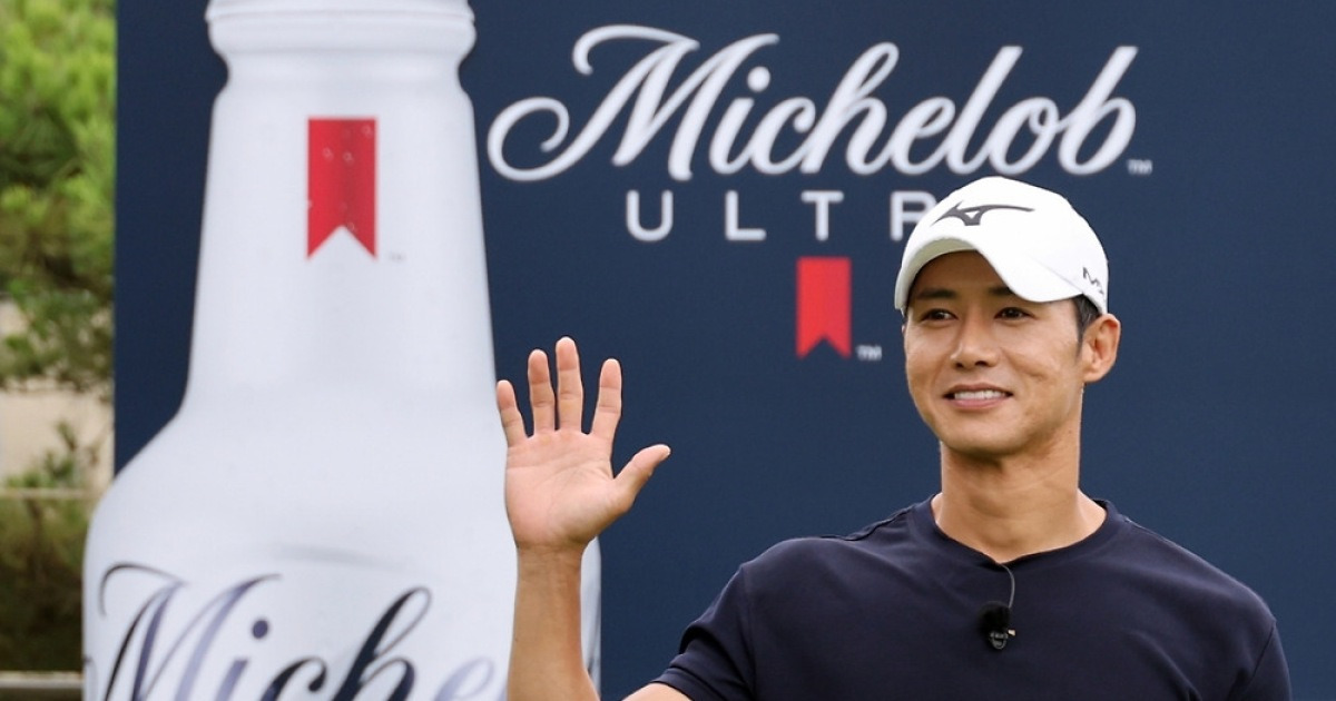 화보]각도가 살아있네 '울트라 홀 챌린지' 참가한 배우 오종혁