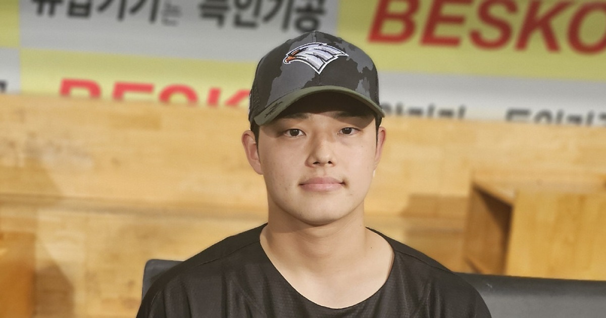 "오늘은 편하게 잘 수 있을 것 같다." 22세 158km 유망주가 이렇게 부담이 크다니... 37일만에 승리투수인데 제대로 웃지도 못했다[대구 인터뷰]