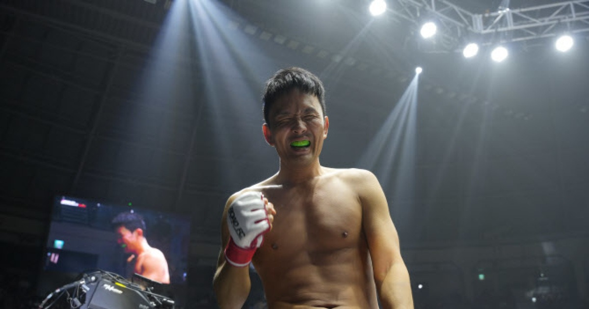 ‘강력한 펀치 한방’ 윤형빈 또 해냈다, 밴쯔에 1R TKO 승