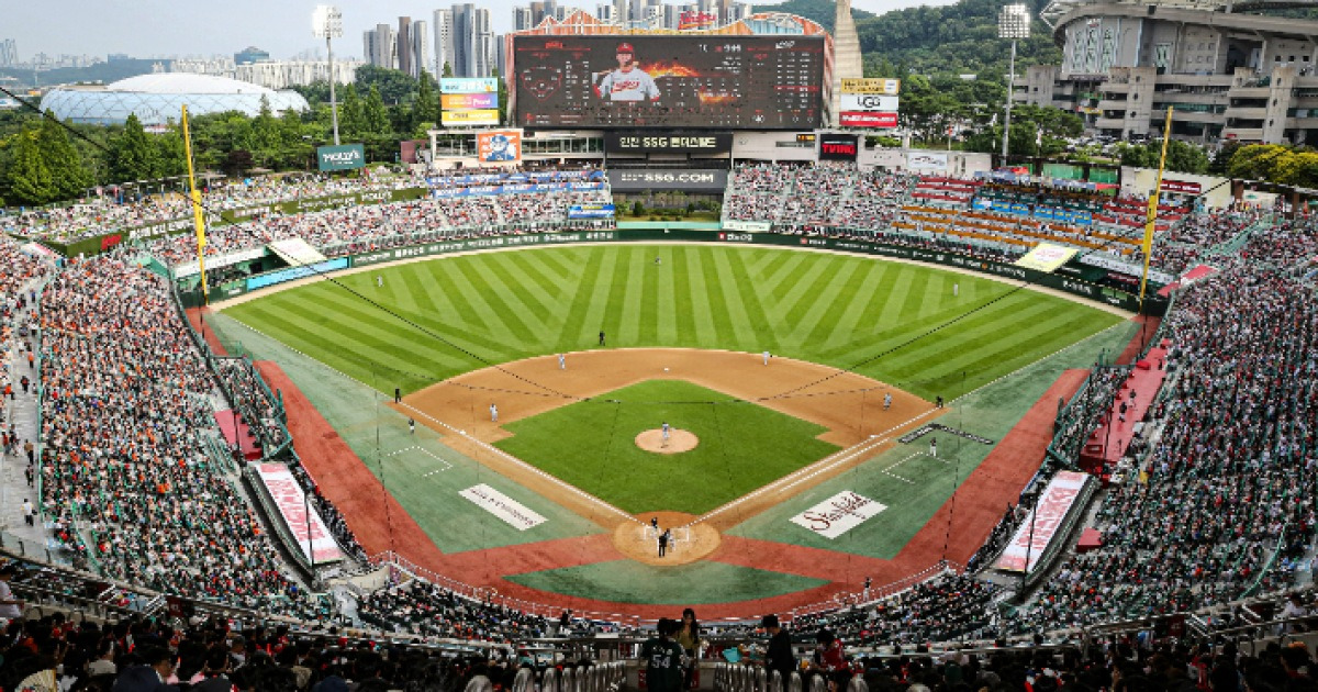 SSG, 29일 한화전 매진…홈 5경기 연속, 시즌 15번째 만원 관중