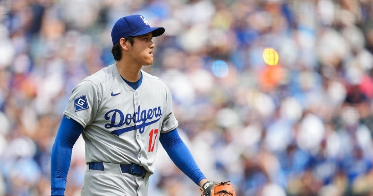 로버츠 감독도 깜짝 놀랐다 "오타니가 164km 던졌다고? 전혀 예상 못했어"