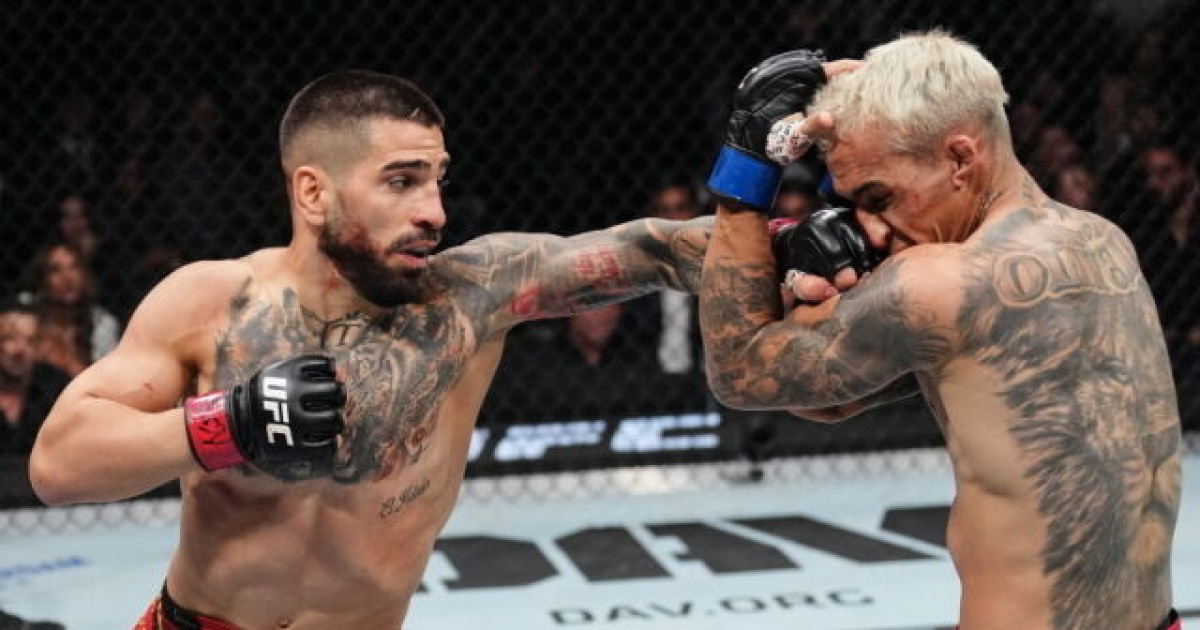 이제 토푸리아의 시대가 왔다! 세 명의 UFC 챔피언 제압하고 'GOAT 우뚝'