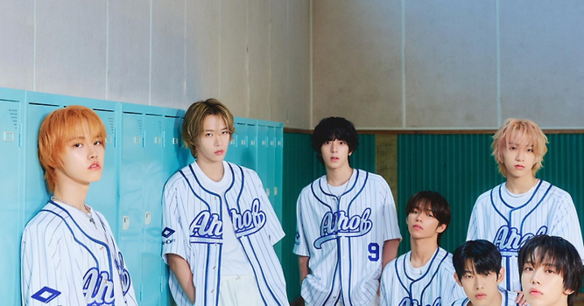 아홉(AHOF), 데뷔 동시 음원차트 정상