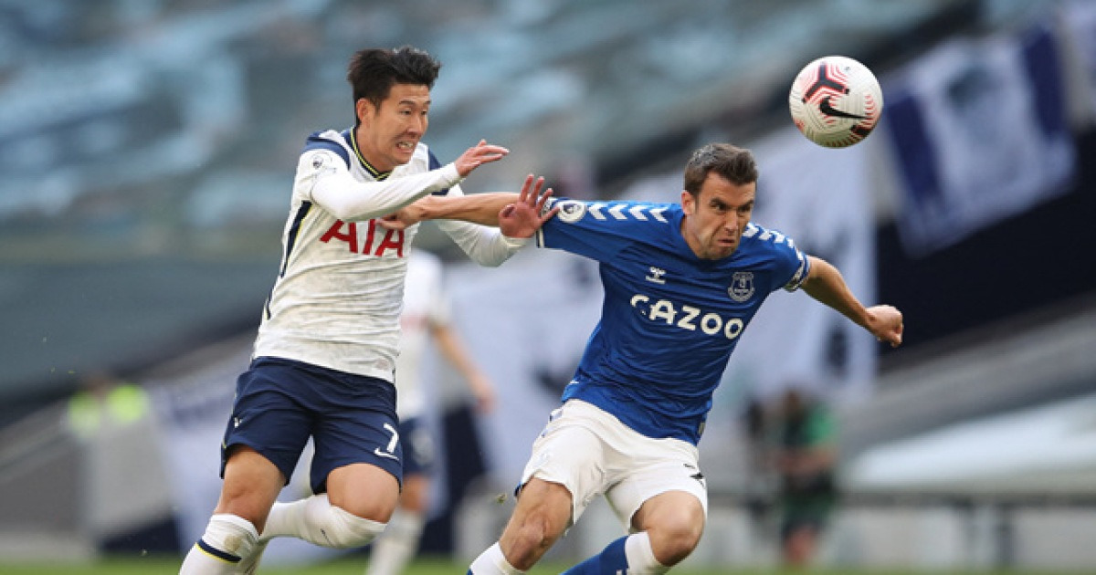 '소속팀과 9번째 계약' 37세 베테랑 또 EPL 뛴다→무려 17번째 시즌... 에버턴과 1년 재계약