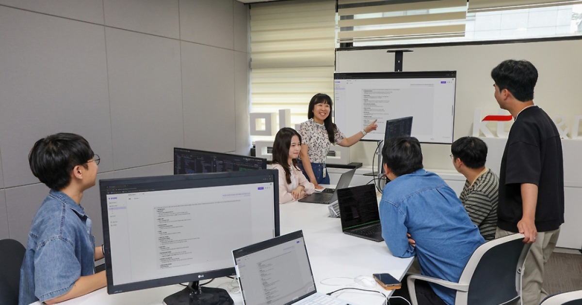 KT, 자체 개발 LLM '믿:음 2.0' 전면 개방…"한국적 AI 본격 확산"