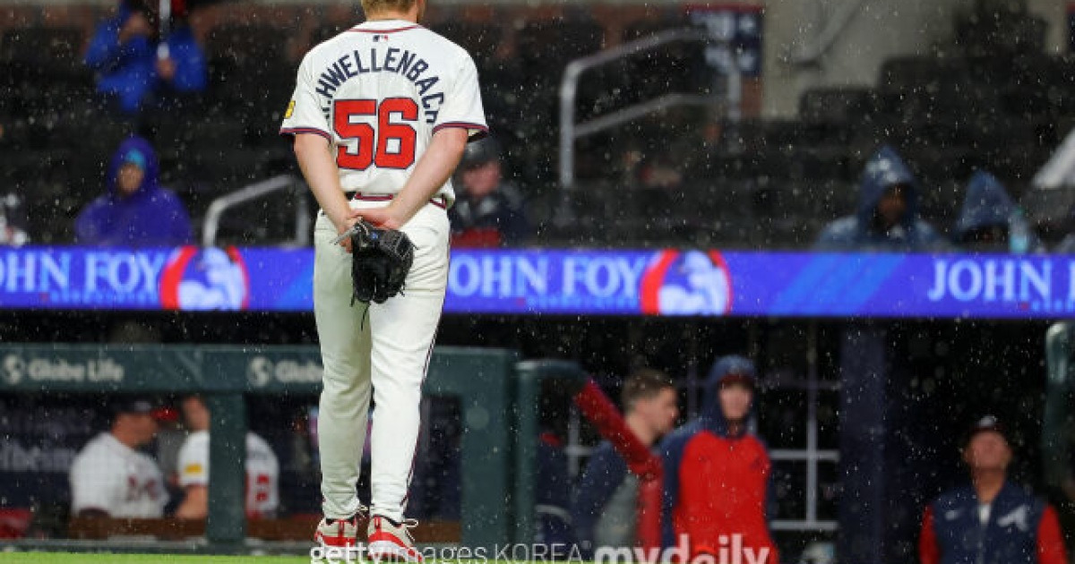 "정말 끔찍하다" 159km KKKKKKKKKKKK 투수, 팔꿈치 부상 악재 '이럴 수가'…감독도 한숨 "안타깝다"