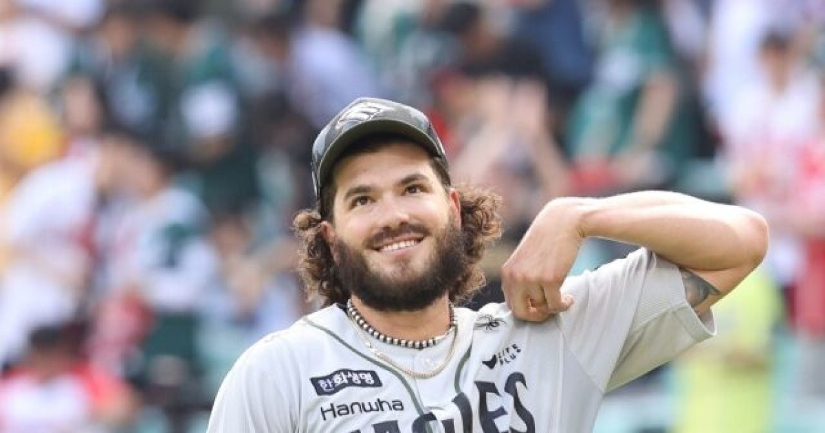 “폰세 공략법 좀 알려주세요” 타율 0.122에 21K·2승 헌납…KBO NO.1 에이스, 9개구단은 솔직히 막막하다[MD고척]