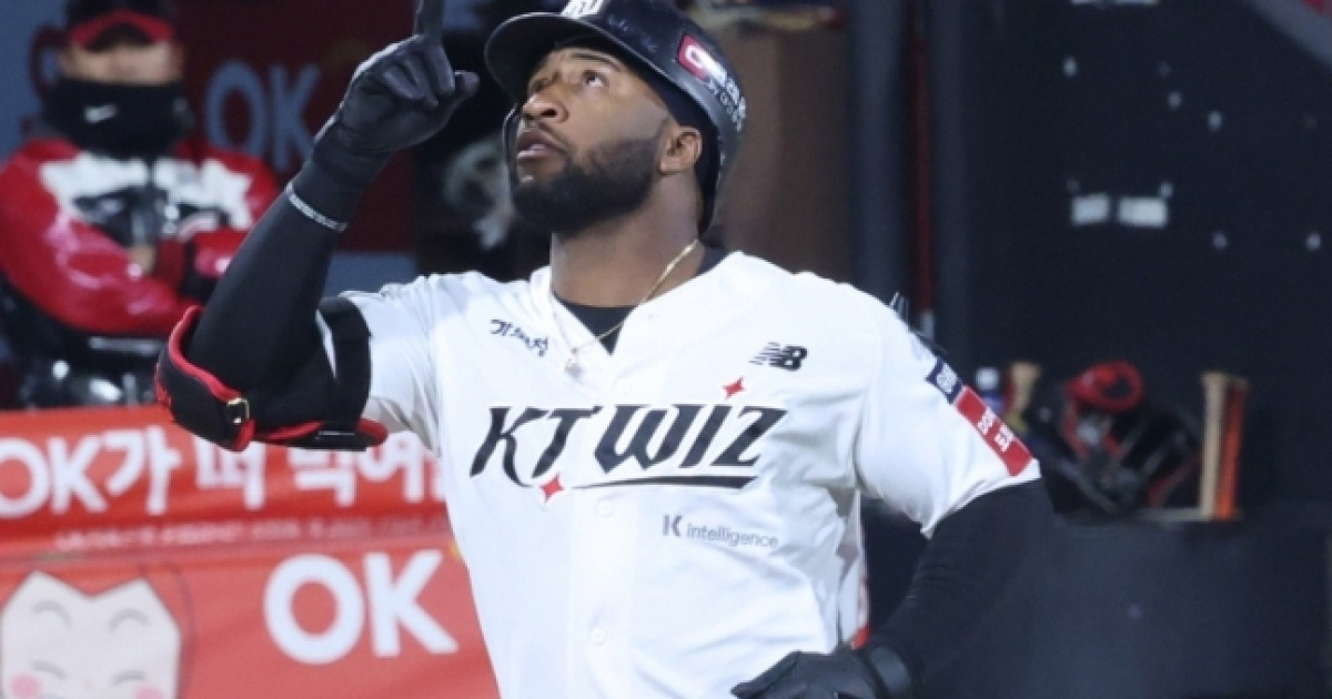 "장타자 더 필요한데..." 아쉬움 많던 대체 외인, KBO 홈런 역사 바꿨다 '감격의 175홈런' 어떻게 이뤄졌나