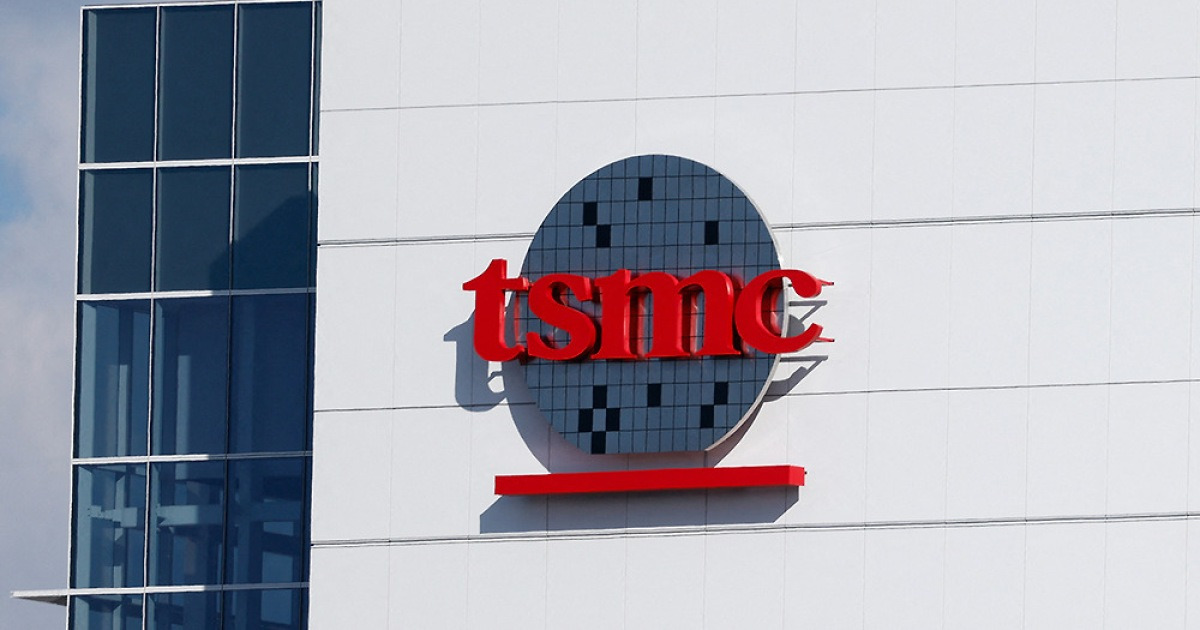"TSMC, 트럼프 관세 압박에 대미 투자 확대...일본 제2공장 착공 연기"