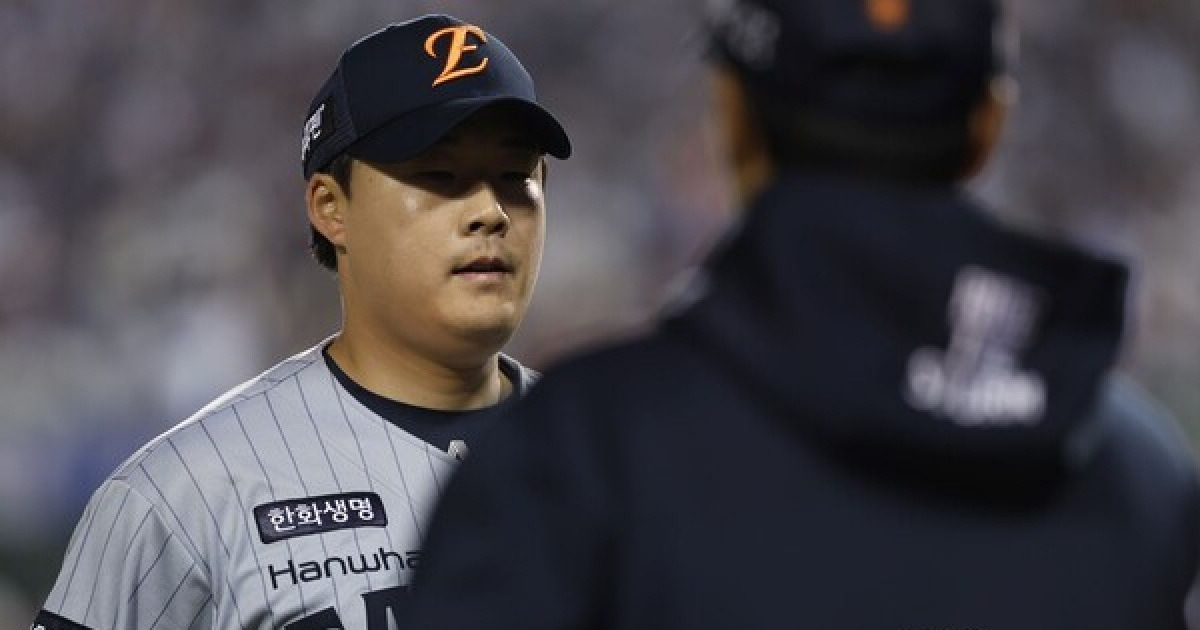 '161km 마무리' 못 나와도 괜찮아, '158km 경력자'가 있다! 고공행진 한화의 '언성 히어로' 한승혁을 잊으면 섭섭하다