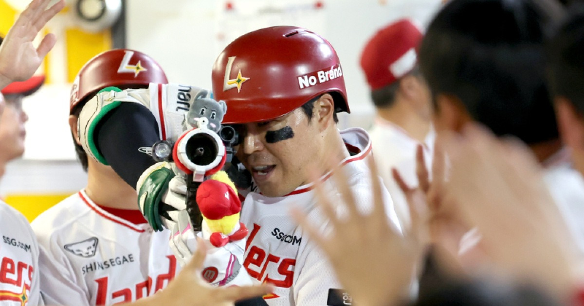 '승률 1리 전쟁' 5위 SSG가 웃었다…6위 KT 3연패 수렁 [IS 인천]