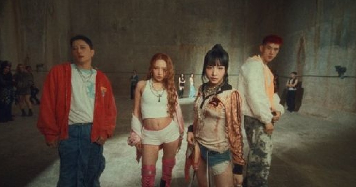 카드(KARD), 'Touch' 퍼포먼스 비디오 공개..고혹+치명적 군무