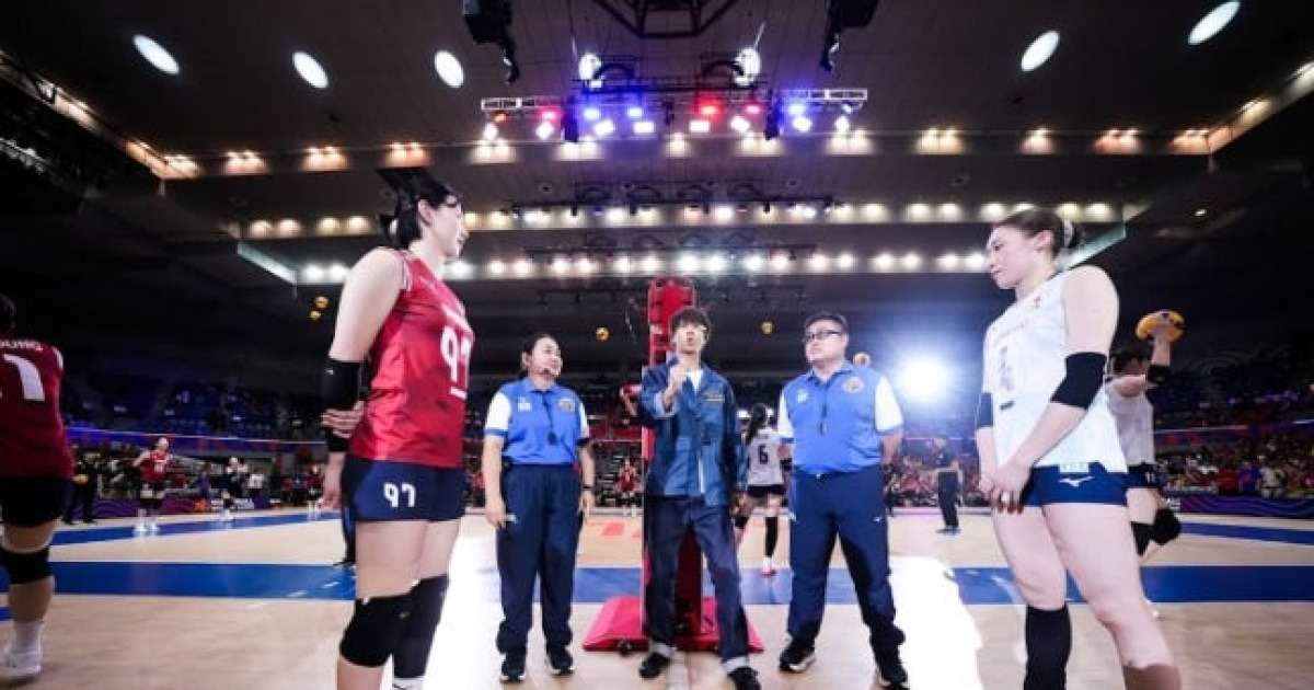 갈수록 커지는 한·일 여자배구 격차···VNL 0-3 완패, 일본은 2006년생 샛별 아키모토까지 반짝