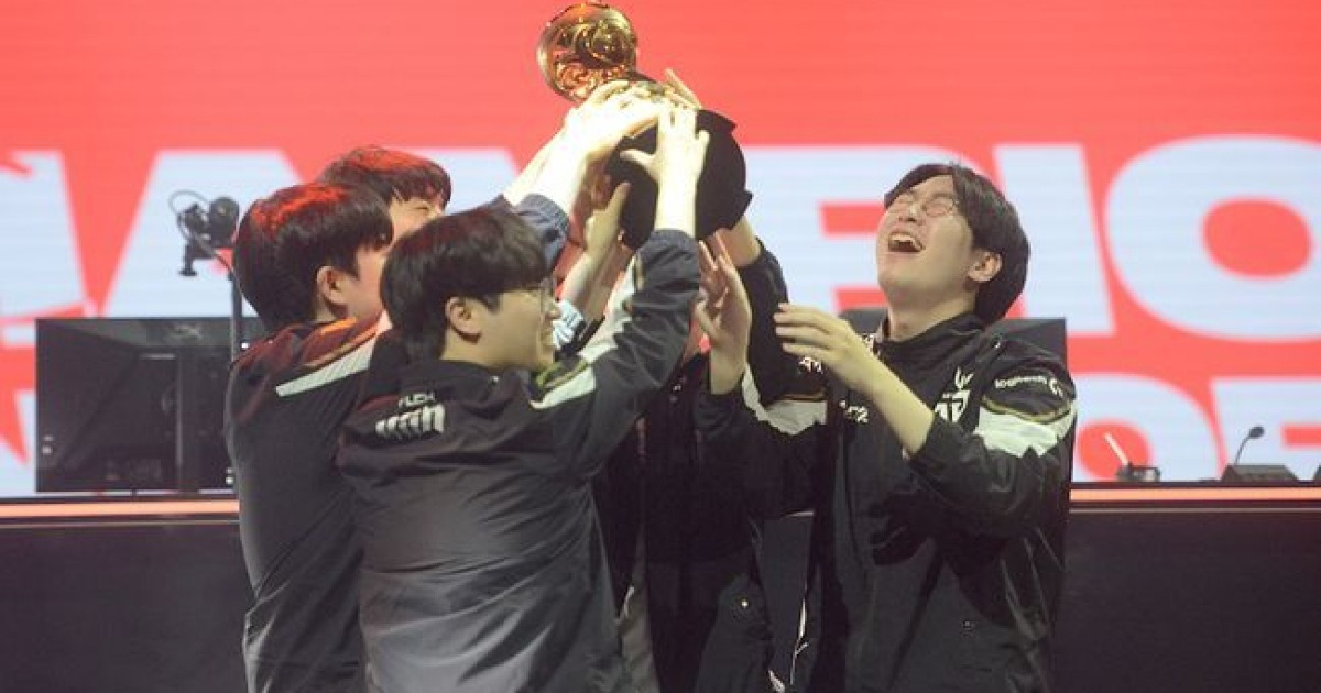 ‘LCK 호랑이’ 젠지, 숙적 T1 3-2로 꺾고 대회 2연패...파이널 MVP '쵸비'(종합) [MSI]