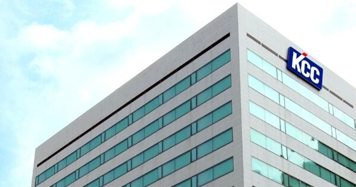 IBK證 “KCC, 자산 재평가로 재무구조 개선…목표주가 32.5% 상향”