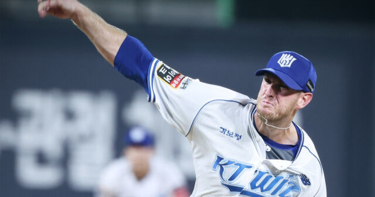 154km KKK 퍼펙트 미쳤다, 55승 장수 외인의 대체자 시작이 좋다…사령탑 "확실한 무기가 있다" [MD수원]