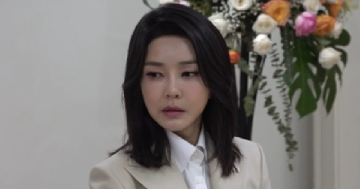 다음달 6일 특검 소환 통보에…김 여사 측 "조사 성실히 임하겠다"